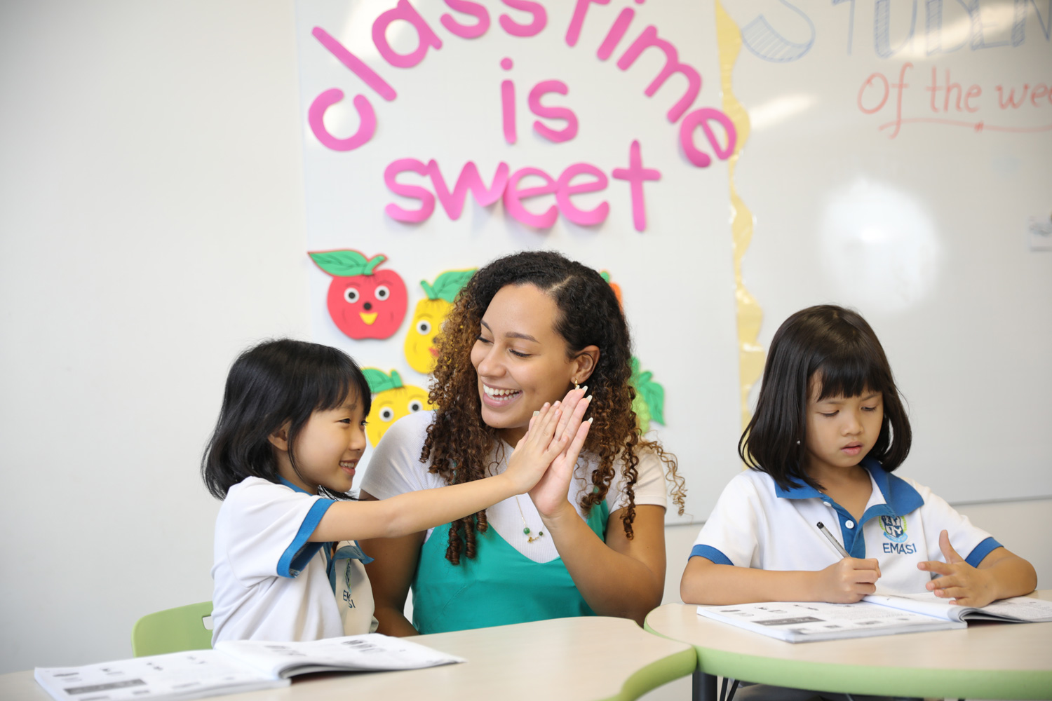 Elementary - EMASI Plus International Boarding Bilingual School